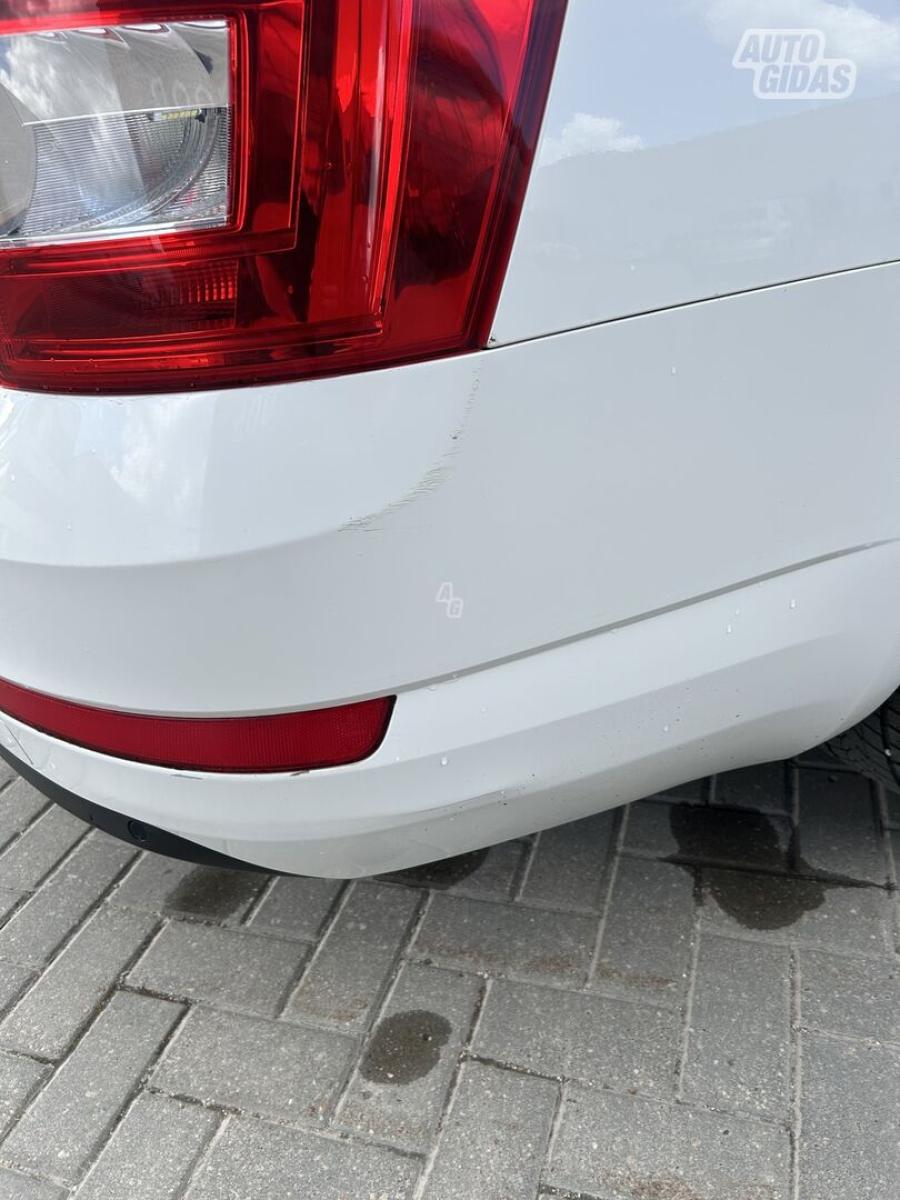 Balts Skoda Octavia 2014 Kauņa, ar dzinēja tilpumu 2.00 L un nobraukumu 331 tūkst. km par 4200 €, foto 19 vietnē AUTOMOTO.COM.LV