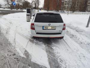Белый Шкода Октавия 2014 в Елгава, объемом двигателя 2.00 л и пробегом 306 тыс. км за 7500 €, фото 7 на AUTOMOTO.COM.LV