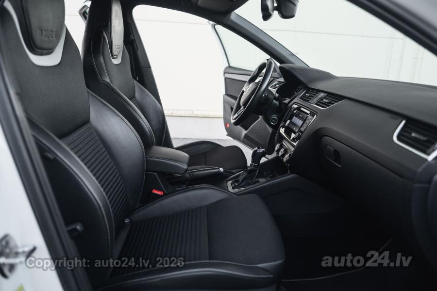 Balts Skoda Octavia 2014 Tallina, ar dzinēja tilpumu 2.00 L un nobraukumu 296 tūkst. km par 9499 €, foto 11 vietnē AUTOMOTO.COM.LV