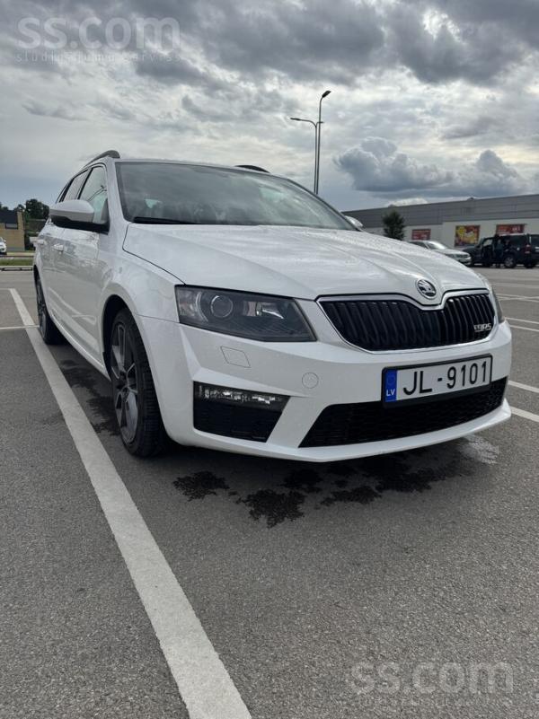 Balts Skoda Octavia 2014 Rīga, ar dzinēja tilpumu 2.00 L un nobraukumu 231 tūkst. km par 9800 €, foto 5 vietnē AUTOMOTO.COM.LV