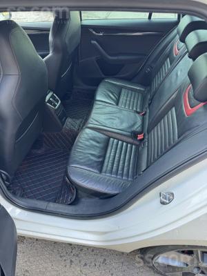 Balts Skoda Octavia 2014 Rīga, ar dzinēja tilpumu 2.00 L un nobraukumu 231 tūkst. km par 9800 €, foto 11 vietnē AUTOMOTO.COM.LV