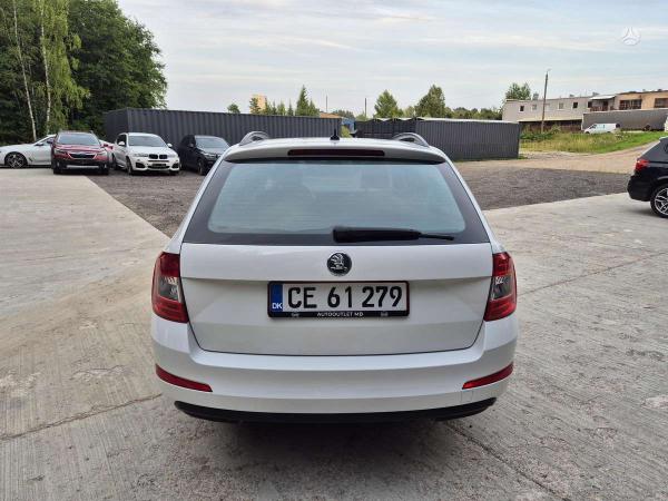 Balts Skoda Octavia 2014 Utena, ar dzinēja tilpumu 1.60 L un nobraukumu 279 tūkst. km par 4990 €, foto 8 vietnē AUTOMOTO.COM.LV