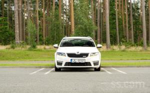 Balts Skoda Octavia 2014 Rīga, ar dzinēja tilpumu 2.00 L un nobraukumu 231 tūkst. km par 9990 €, foto 4 vietnē AUTOMOTO.COM.LV