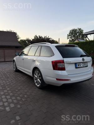White Skoda Octavia 2014 in Riga, with an engine capacity of 2.00 L and mileage of 223 thousand km for 6500 €, photo 6 on AUTOMOTO.COM.LV