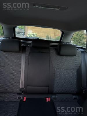 White Skoda Octavia 2014 in Riga, with an engine capacity of 2.00 L and mileage of 223 thousand km for 6500 €, photo 22 on AUTOMOTO.COM.LV