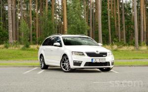 White Skoda Octavia 2014 in Riga, with an engine capacity of 2.00 L and mileage of 231 thousand km for 9190 €, photo 3 on AUTOMOTO.COM.LV