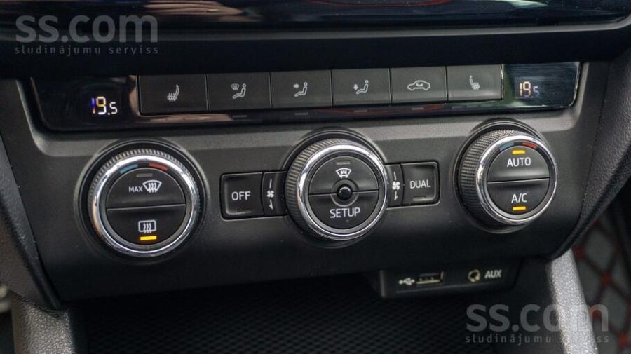 White Skoda Octavia 2014 in Riga, with an engine capacity of 2.00 L and mileage of 231 thousand km for 9190 €, photo 16 on AUTOMOTO.COM.LV
