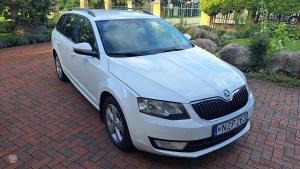White Skoda Octavia 2014 in Vilnius, with an engine capacity of 1.60 L and mileage of 388 thousand km for 4200 €, photo 8 on AUTOMOTO.COM.LV
