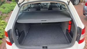White Skoda Octavia 2014 in Vilnius, with an engine capacity of 1.60 L and mileage of 388 thousand km for 4200 €, photo 14 on AUTOMOTO.COM.LV
