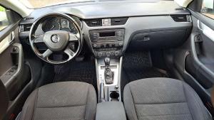 White Skoda Octavia 2014 in Vilnius, with an engine capacity of 1.60 L and mileage of 388 thousand km for 4200 €, photo 16 on AUTOMOTO.COM.LV