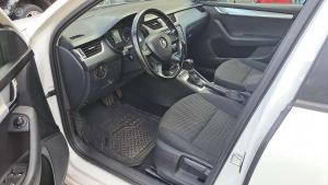 White Skoda Octavia 2014 in Vilnius, with an engine capacity of 1.60 L and mileage of 388 thousand km for 4200 €, photo 18 on AUTOMOTO.COM.LV