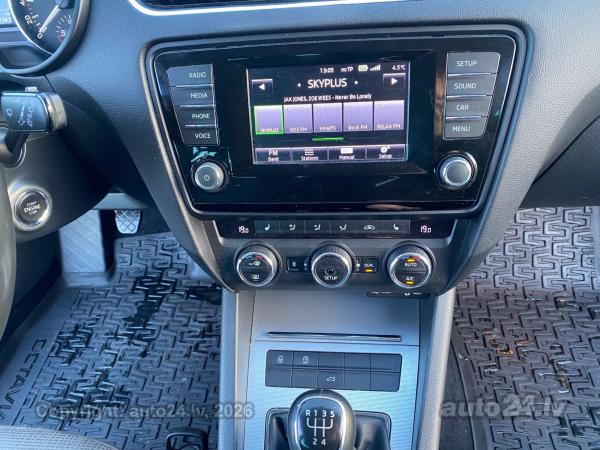 Balts Skoda Octavia 2014 Tallina, ar dzinēja tilpumu 1.60 L un nobraukumu 227 tūkst. km par 7000 €, foto 11 vietnē AUTOMOTO.COM.LV