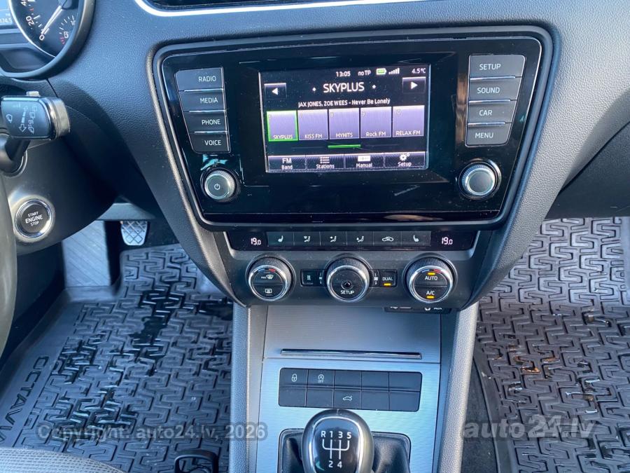 White Skoda Octavia 2014 in Tallinn, with an engine capacity of 1.60 L and mileage of 227 thousand km for 7000 €, photo 11 on AUTOMOTO.COM.LV