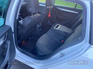White Skoda Octavia 2014 in Tallinn, with an engine capacity of 1.60 L and mileage of 227 thousand km for 7000 €, photo 13 on AUTOMOTO.COM.LV