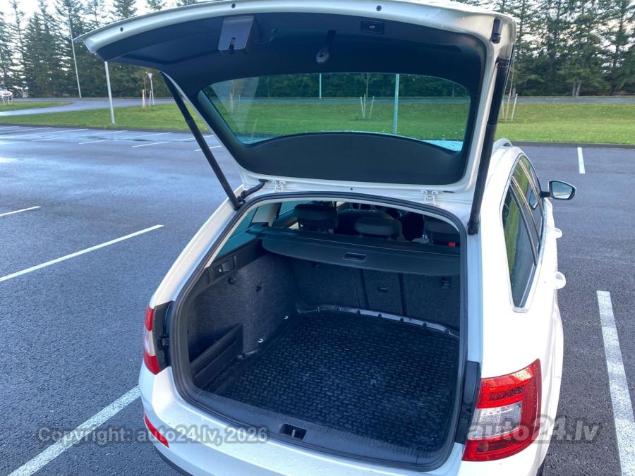 White Skoda Octavia 2014 in Tallinn, with an engine capacity of 1.60 L and mileage of 227 thousand km for 7000 €, photo 14 on AUTOMOTO.COM.LV