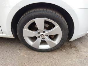 Белый Шкода Октавия 2014 в Рига, объемом двигателя 1.60 л и пробегом 243 тыс. км за 4900 €, фото 10 на AUTOMOTO.COM.LV