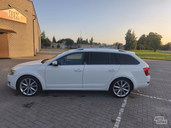 White Skoda Octavia 2014 in Jurbarkas, with an engine capacity of 2.00 L and mileage of 250 thousand km for 5800 €, photo 4 on AUTOMOTO.COM.LV