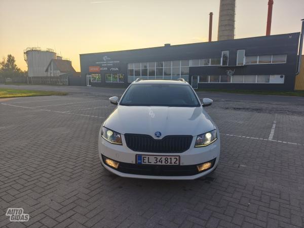White Skoda Octavia 2014 in Jurbarkas, with an engine capacity of 2.00 L and mileage of 250 thousand km for 5800 €, photo 7 on AUTOMOTO.COM.LV