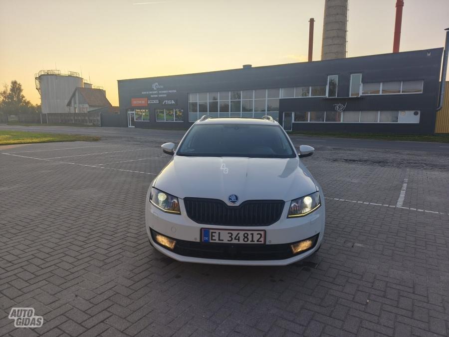 White Skoda Octavia 2014 in Jurbarkas, with an engine capacity of 2.00 L and mileage of 250 thousand km for 5800 €, photo 7 on AUTOMOTO.COM.LV
