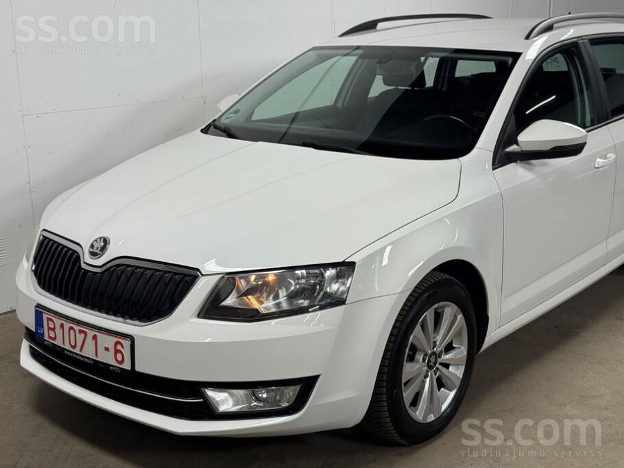 White Skoda Octavia 2014 in Jurmala, with an engine capacity of 1.60 L and mileage of 287 thousand km for 6850 €, photo 8 on AUTOMOTO.COM.LV