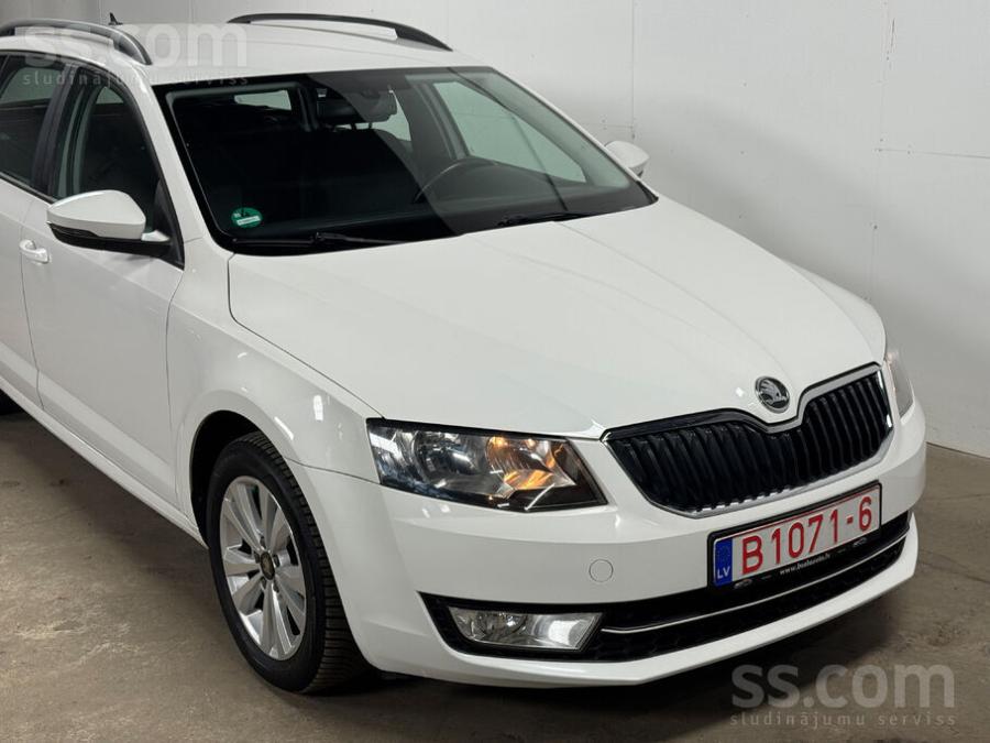 White Skoda Octavia 2014 in Jurmala, with an engine capacity of 1.60 L and mileage of 287 thousand km for 6850 €, photo 11 on AUTOMOTO.COM.LV