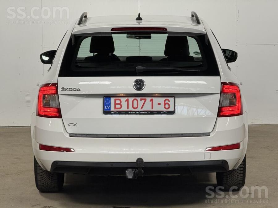 White Skoda Octavia 2014 in Jurmala, with an engine capacity of 1.60 L and mileage of 287 thousand km for 6850 €, photo 15 on AUTOMOTO.COM.LV