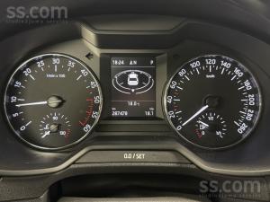 White Skoda Octavia 2014 in Jurmala, with an engine capacity of 1.60 L and mileage of 287 thousand km for 6850 €, photo 26 on AUTOMOTO.COM.LV