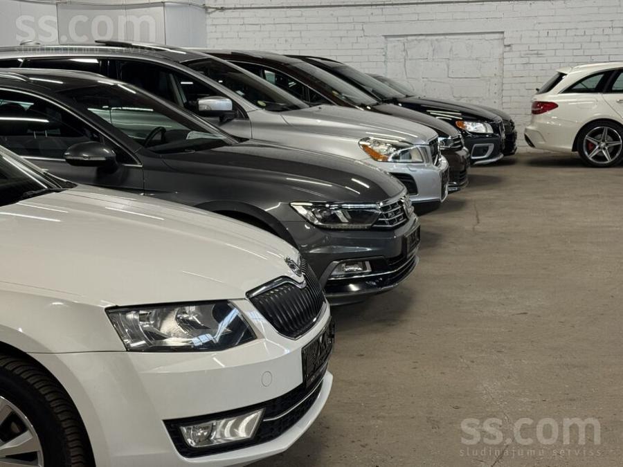 White Skoda Octavia 2014 in Jurmala, with an engine capacity of 1.60 L and mileage of 287 thousand km for 6850 €, photo 36 on AUTOMOTO.COM.LV