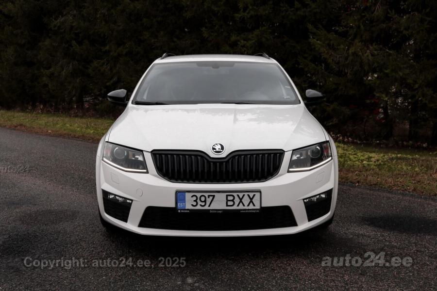 White Skoda Octavia 2015 in Tallinn, with an engine capacity of 2.00 L and mileage of 236 thousand km for 11500 €, photo 5 on AUTOMOTO.COM.LV