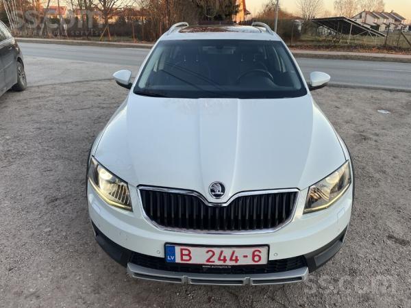 White Skoda Octavia 2015 in Riga, with an engine capacity of 2.00 L and mileage of 257 thousand km for 10890 €, photo 8 on AUTOMOTO.COM.LV