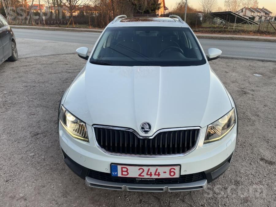 White Skoda Octavia 2015 in Riga, with an engine capacity of 2.00 L and mileage of 257 thousand km for 10890 €, photo 8 on AUTOMOTO.COM.LV