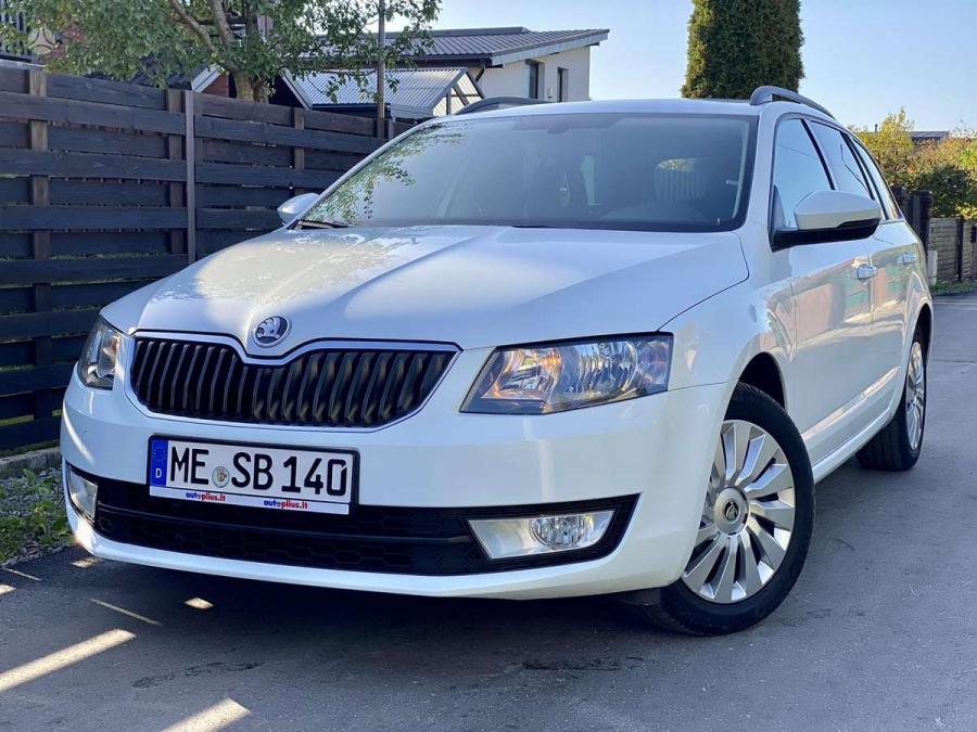 White Skoda Octavia 2015 in Vilnius, with an engine capacity of 1.97 L and mileage of 327 thousand km for 7999 €, photo 1 on AUTOMOTO.COM.LV