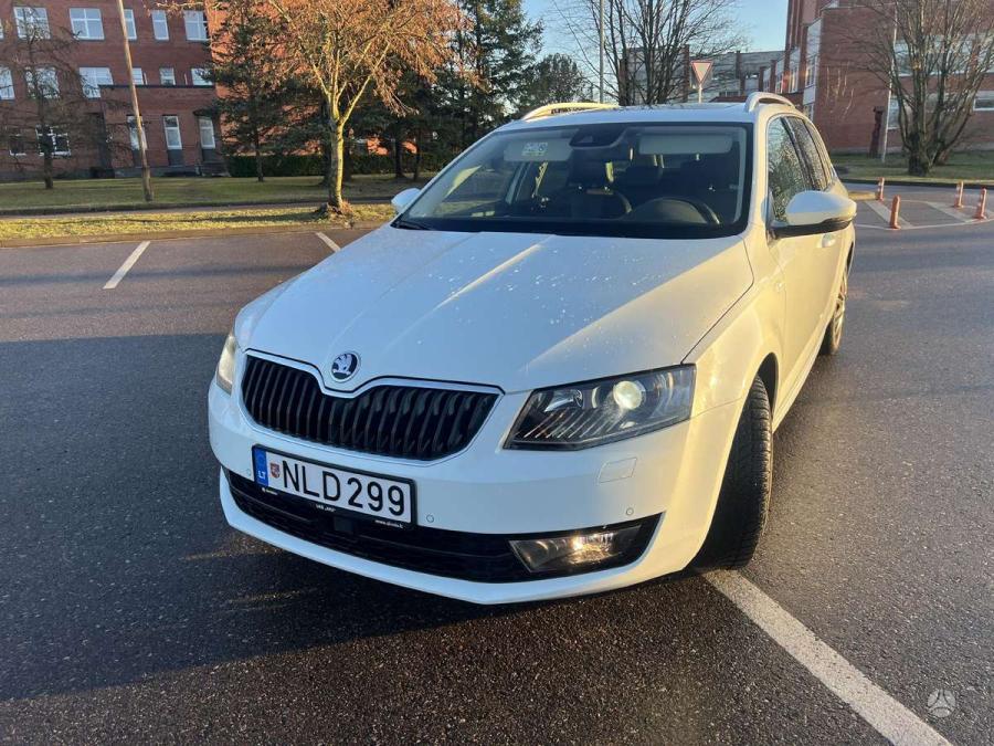 White Skoda Octavia 2015 in Vilnius, with an engine capacity of 1.97 L and mileage of 251 thousand km for 8250 €, photo 1 on AUTOMOTO.COM.LV