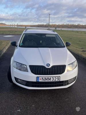 White Skoda Octavia 2015 in Jurbarkas, with an engine capacity of 1.97 L and mileage of 236 thousand km for 7600 €, photo 5 on AUTOMOTO.COM.LV
