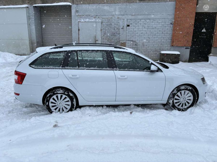 Balts Skoda Octavia 2015 Šauļi, ar dzinēja tilpumu 1.60 L un nobraukumu 339 tūkst. km par 5450 €, foto 6 vietnē AUTOMOTO.COM.LV