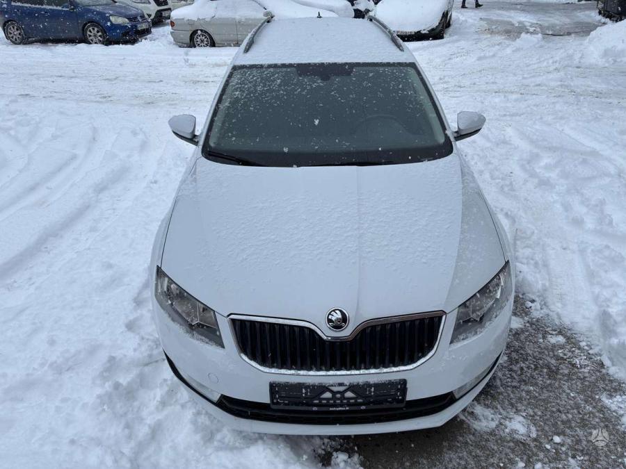 Balts Skoda Octavia 2015 Šauļi, ar dzinēja tilpumu 1.60 L un nobraukumu 339 tūkst. km par 5450 €, foto 8 vietnē AUTOMOTO.COM.LV