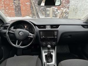 Balts Skoda Octavia 2015 Šauļi, ar dzinēja tilpumu 1.60 L un nobraukumu 339 tūkst. km par 5450 €, foto 10 vietnē AUTOMOTO.COM.LV
