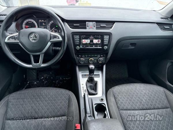 Balts Skoda Octavia 2015 Tallina, ar dzinēja tilpumu 2.00 L un nobraukumu 348 tūkst. km par 4000 €, foto 5 vietnē AUTOMOTO.COM.LV