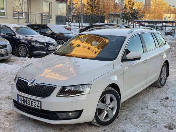 White Skoda Octavia 2015 in Vilnius, with an engine capacity of 1.97 L and mileage of 269 thousand km for 5200 €, photo 1 on AUTOMOTO.COM.LV