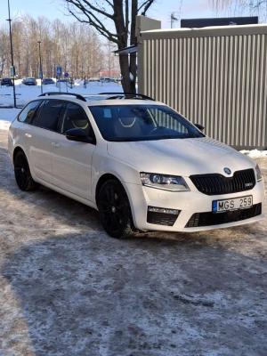 White Skoda Octavia 2015 in Kaunas, with an engine capacity of 2.00 L and mileage of 181 thousand km for 9300 €, photo 7 on AUTOMOTO.COM.LV