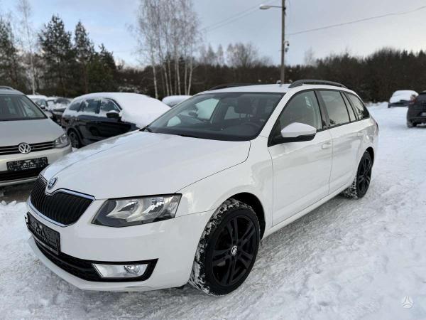 White Skoda Octavia 2015 in Ukmerge, with an engine capacity of 1.20 L and mileage of 190 thousand km for 4950 €, photo 2 on AUTOMOTO.COM.LV