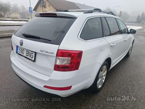 White Skoda Octavia 2015 in Paide, with an engine capacity of 1.40 L and mileage of 172 thousand km for 7999 €, photo 4 on AUTOMOTO.COM.LV