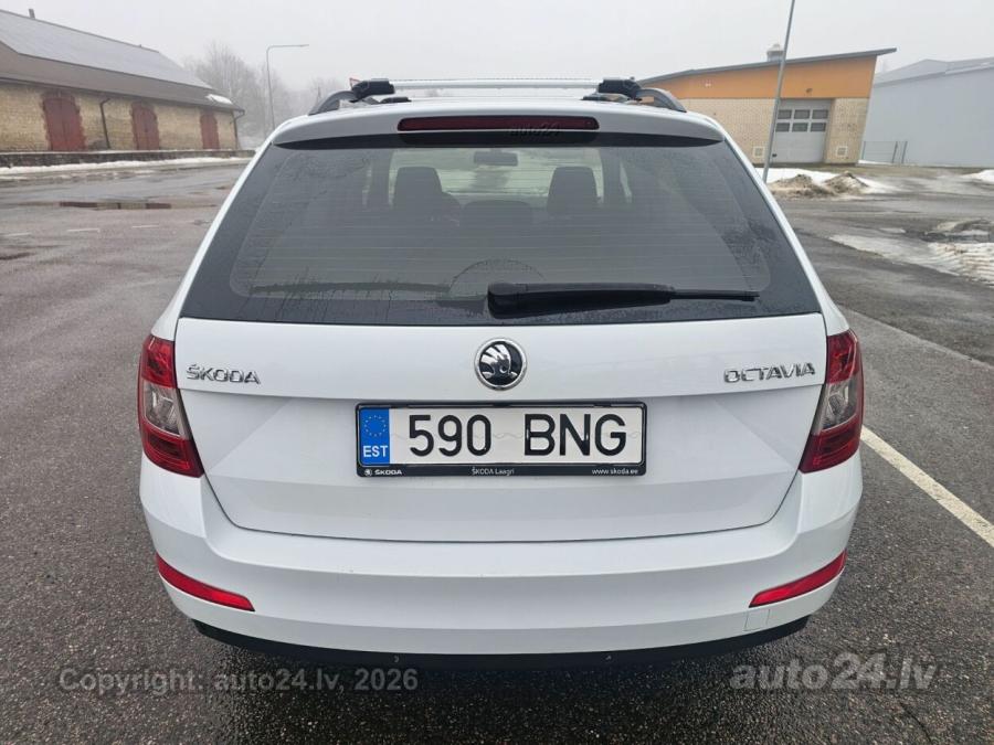 White Skoda Octavia 2015 in Paide, with an engine capacity of 1.40 L and mileage of 172 thousand km for 7999 €, photo 5 on AUTOMOTO.COM.LV