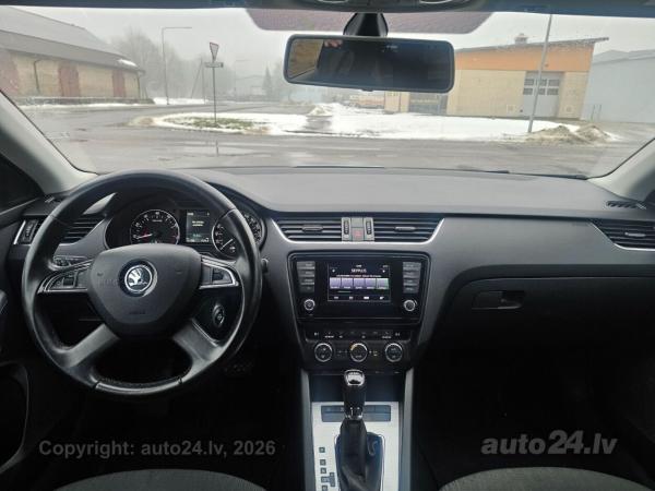 White Skoda Octavia 2015 in Paide, with an engine capacity of 1.40 L and mileage of 172 thousand km for 7999 €, photo 8 on AUTOMOTO.COM.LV