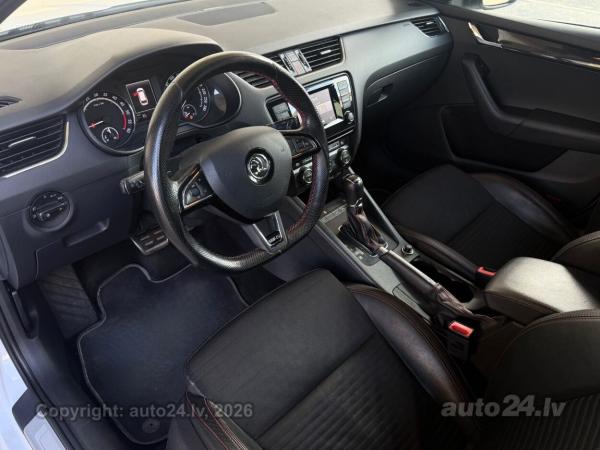Balts Skoda Octavia 2015 Tallina, ar dzinēja tilpumu 2.00 L un nobraukumu 283 tūkst. km par 8990 €, foto 5 vietnē AUTOMOTO.COM.LV