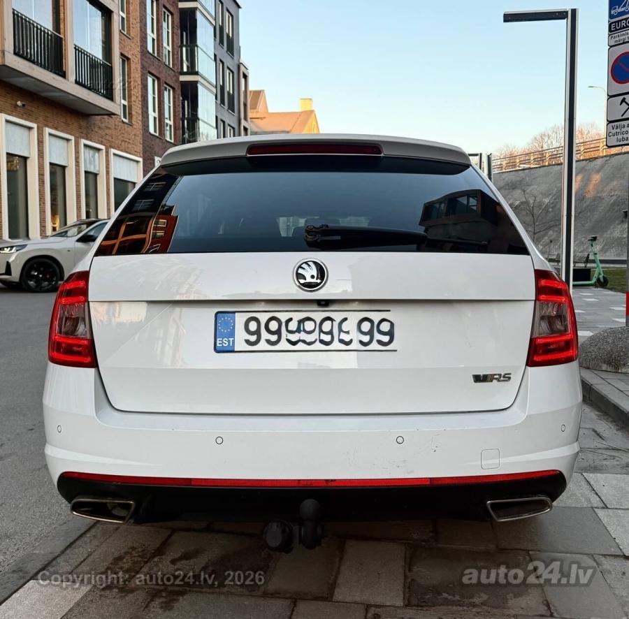 White Skoda Octavia 2015 in Tallinn, with an engine capacity of 2.00 L and mileage of 287 thousand km for 9990 €, photo 5 on AUTOMOTO.COM.LV