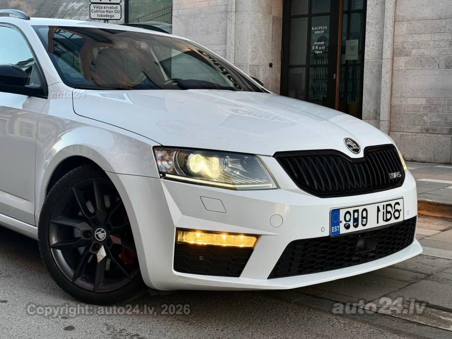 White Skoda Octavia 2015 in Tallinn, with an engine capacity of 2.00 L and mileage of 287 thousand km for 9990 €, photo 10 on AUTOMOTO.COM.LV