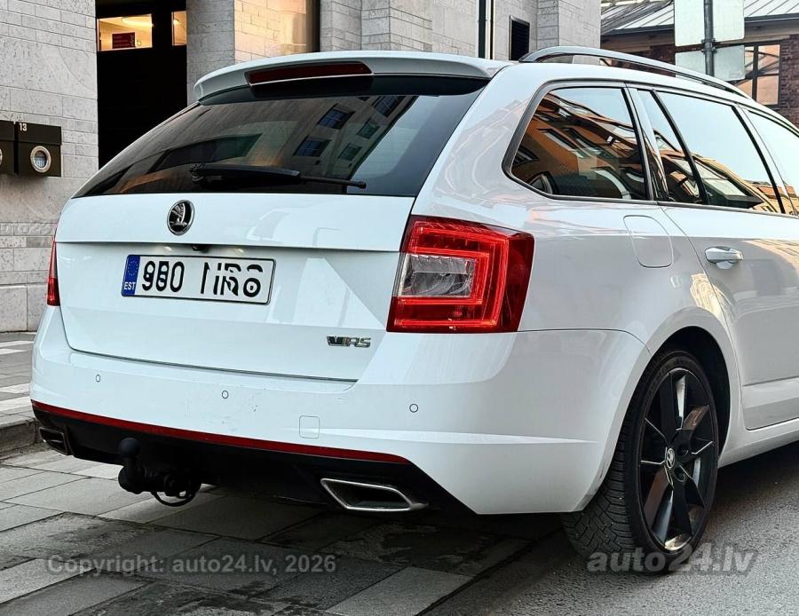 White Skoda Octavia 2015 in Tallinn, with an engine capacity of 2.00 L and mileage of 287 thousand km for 9990 €, photo 14 on AUTOMOTO.COM.LV