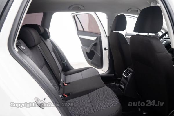 White Skoda Octavia 2015 in Tallinn, with an engine capacity of 1.80 L and mileage of 230 thousand km for 6499 €, photo 9 on AUTOMOTO.COM.LV