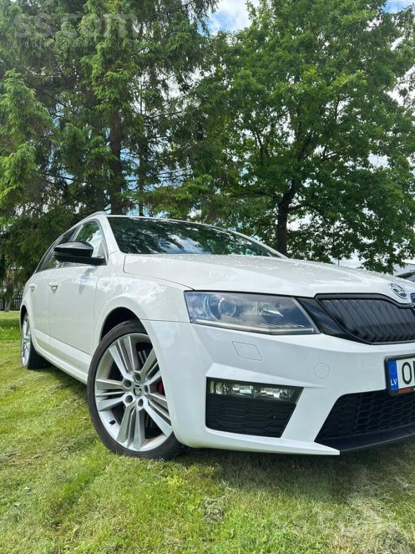 Balts Skoda Octavia 2015 Jelgava, ar dzinēja tilpumu 2.00 L un nobraukumu 269 tūkst. km par 10500 €, foto 1 vietnē AUTOMOTO.COM.LV